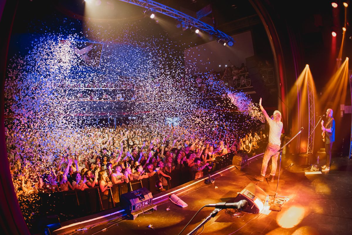 Benjamín Amadeo despidió su álbum Quiromancia ante un Vorterix con ...