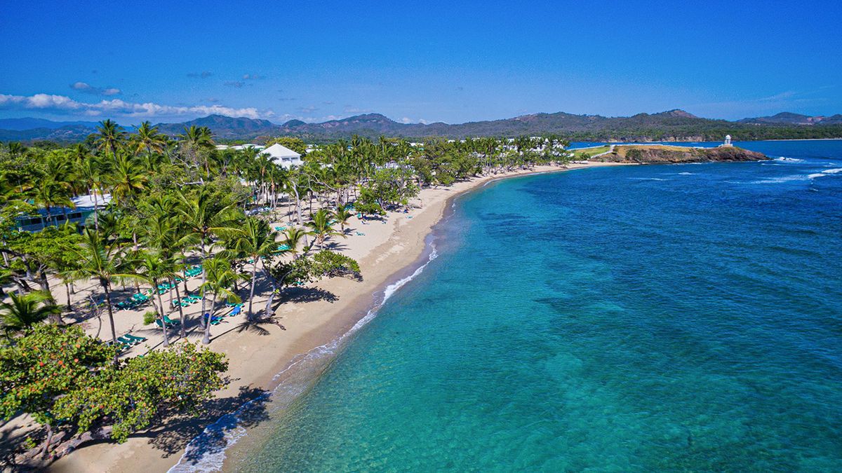 Conmoción: viajó de vacaciones, fue a caminar solo por la costa y tuvo ...