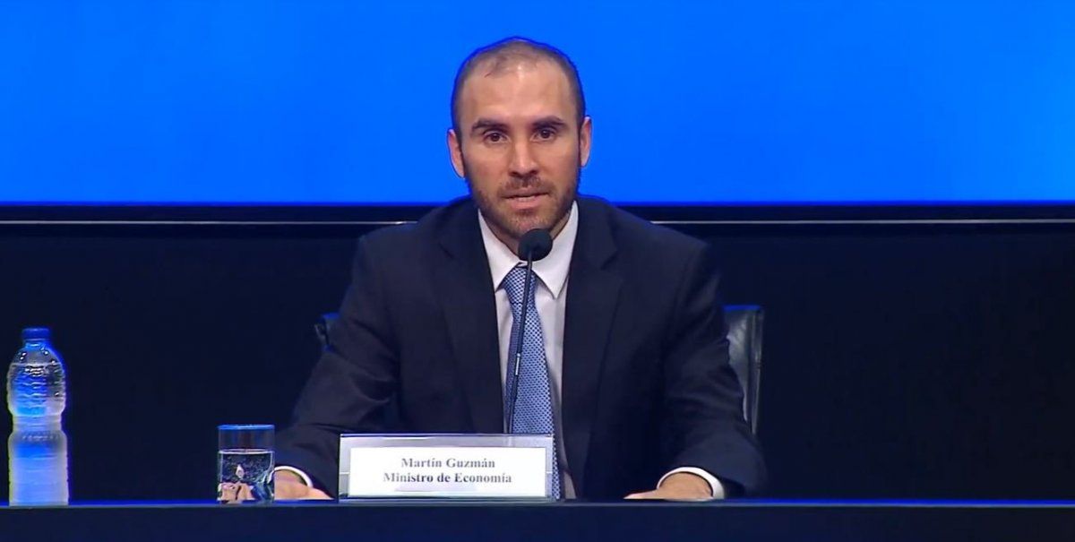 Guzmán sobre las negociaciones con el FMI: Hoy no se están discutiendo ...