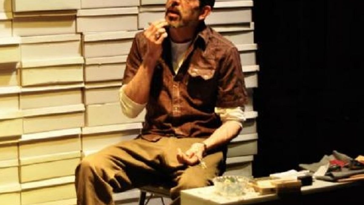 Alejandro Fiore estrena un nuevo espectáculo teatral