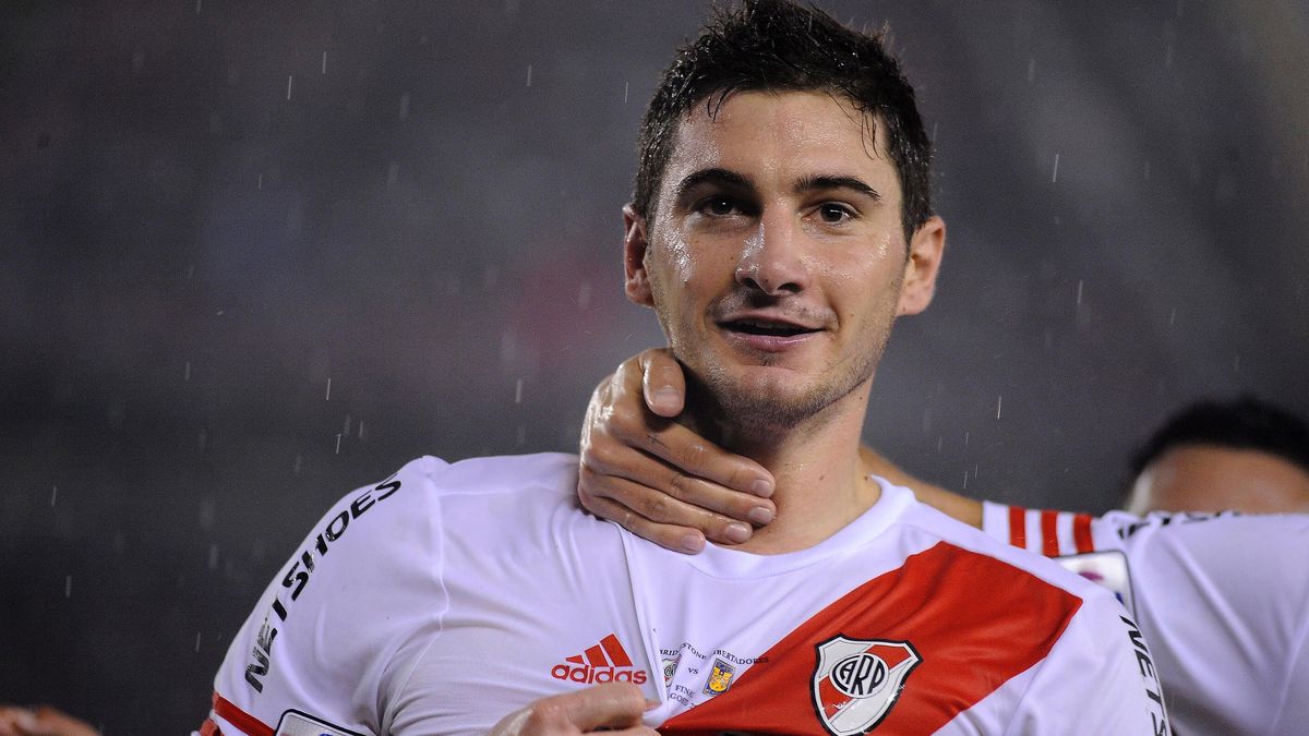 Alario le respondió a Riquelme: Lo que puedo decir es que River ...