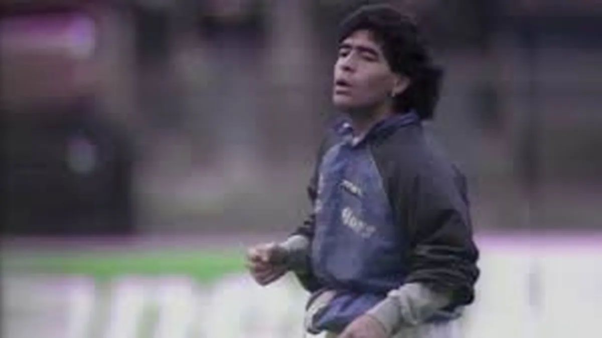 A 35 años: la historia detrás de la entrada en calor de Diego Maradona ...
