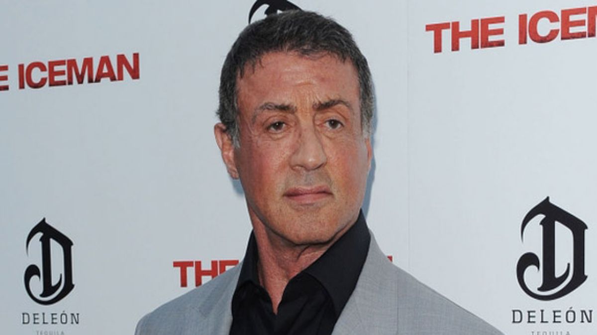Sylvester Stallone ofrece una fortuna para el que recupere a su perra