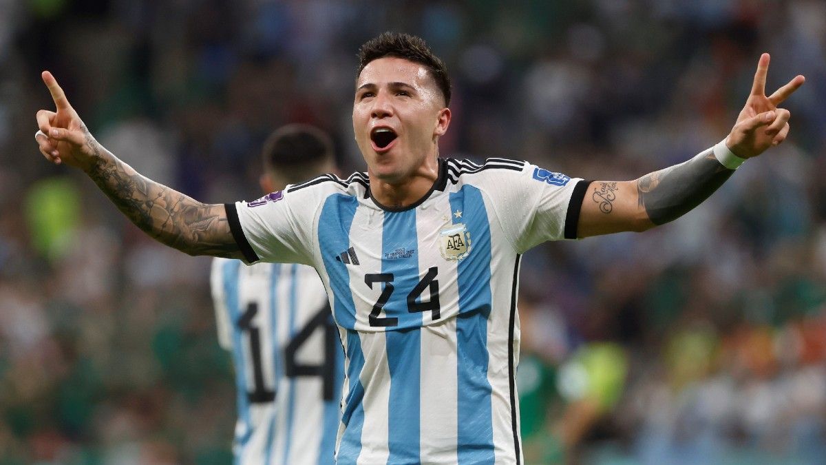 A Enzo Fernández lo llenó de elogios un compañero del Chelsea: Puedes ...