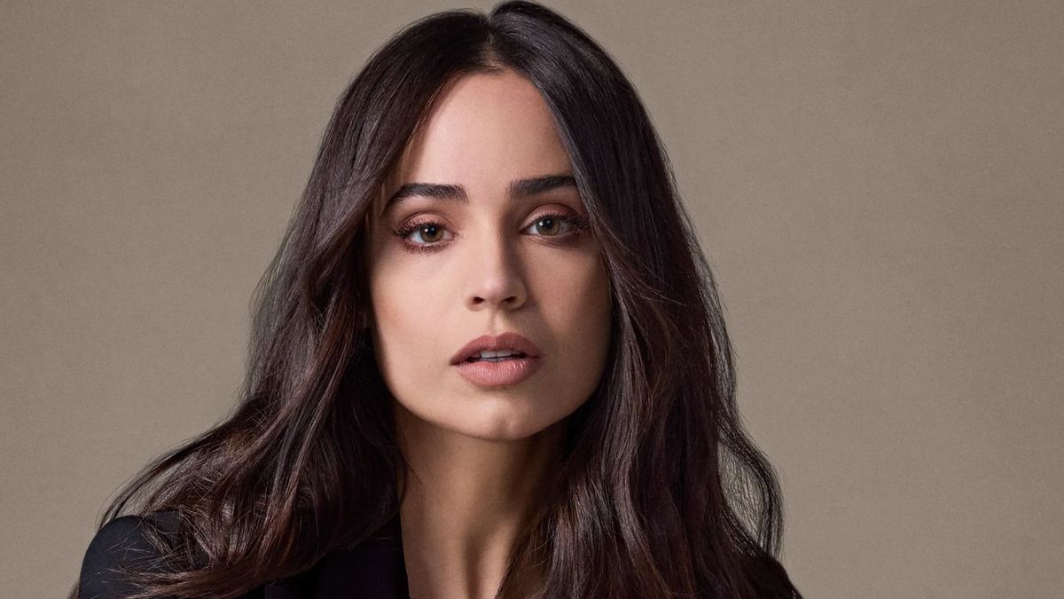 Sofía Carson deslumbra en Netflix con la comedia romántica más elegida del 2025 y es la película ...