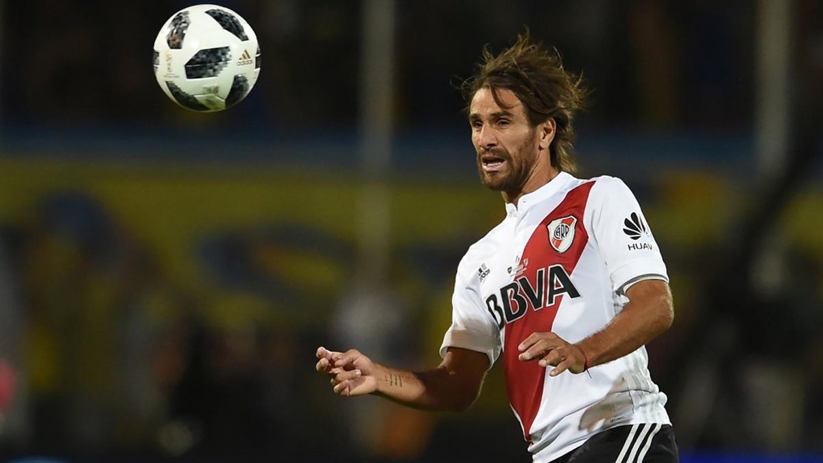 Ponzio le contestó a Tevez: “Estaría bueno, no”