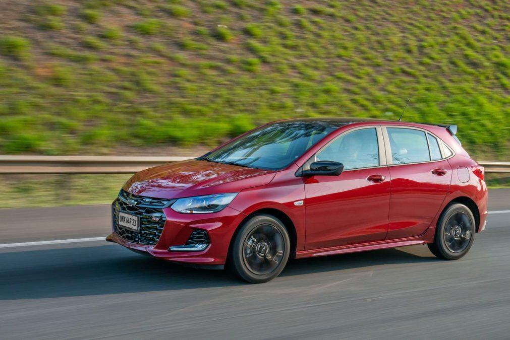 Chevrolet presenta el nuevo Onix RS en el país