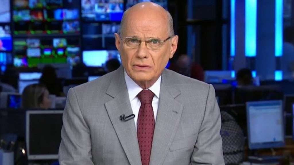 Uno de los periodistas más famosos de Brasil murió al caer el ...