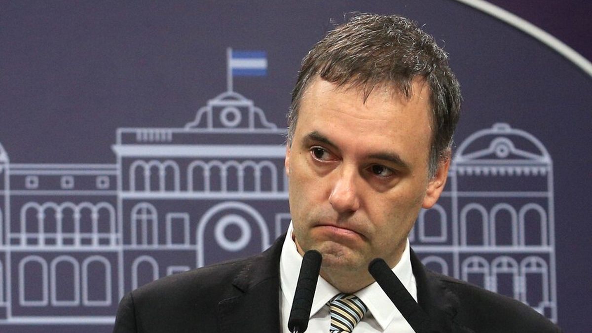 El gobierno de Milei explicó por qué echó a De la Torre y ratificó el ...