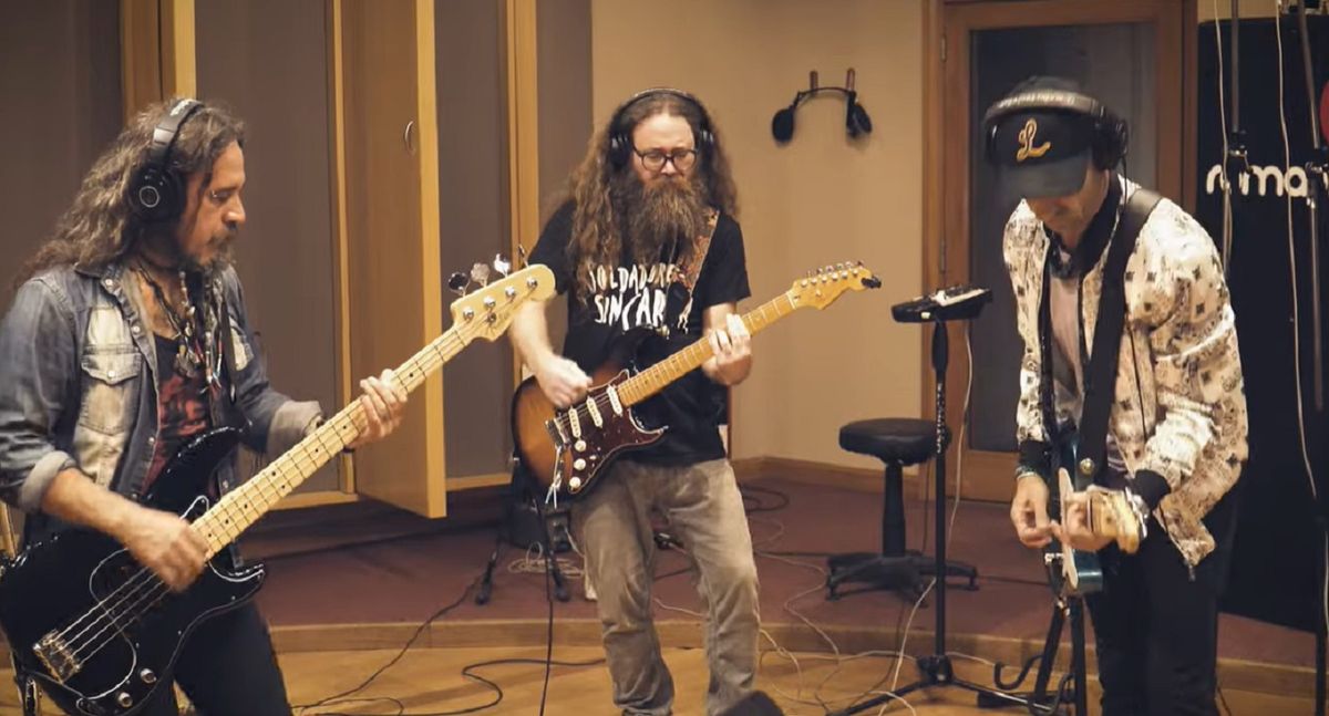 Pier estrena una reversión muy especial de un éxito e inicia la gira ...