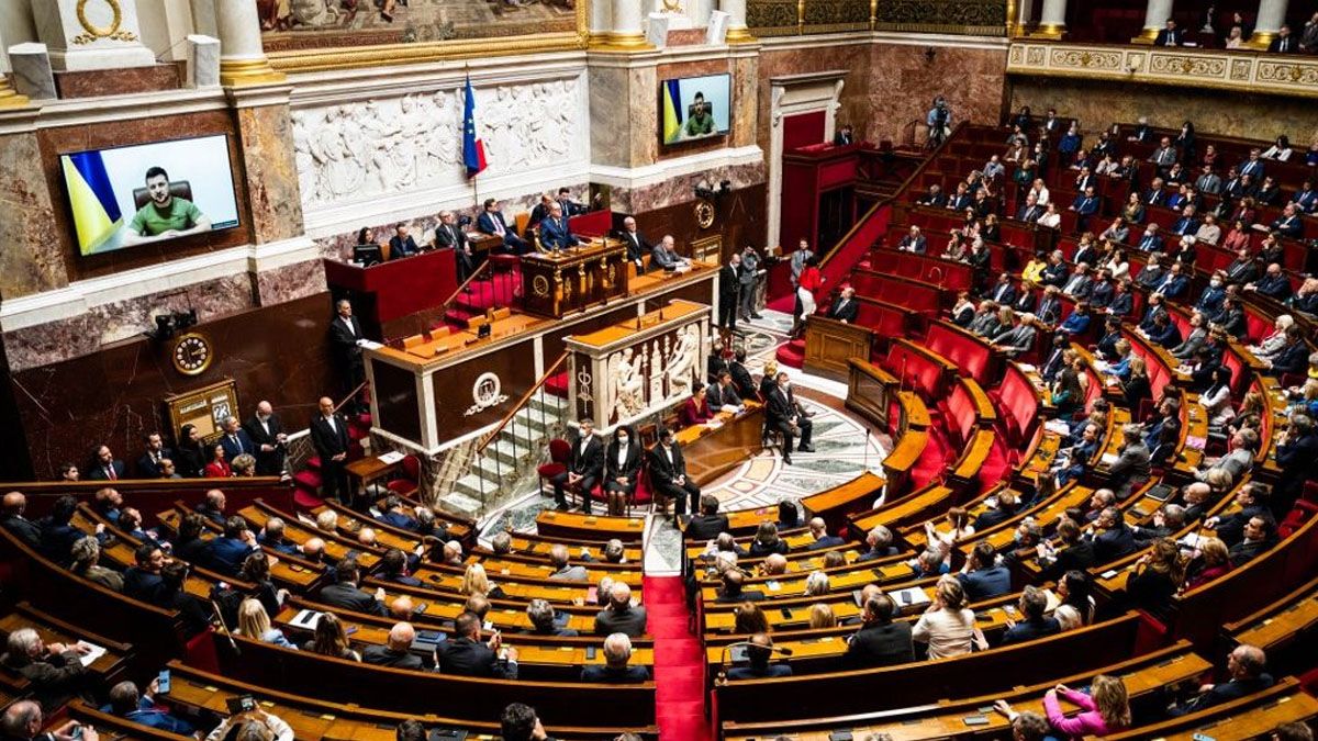 Emmanuel Macron usa un recurso extraordinario para imponer su reforma ...